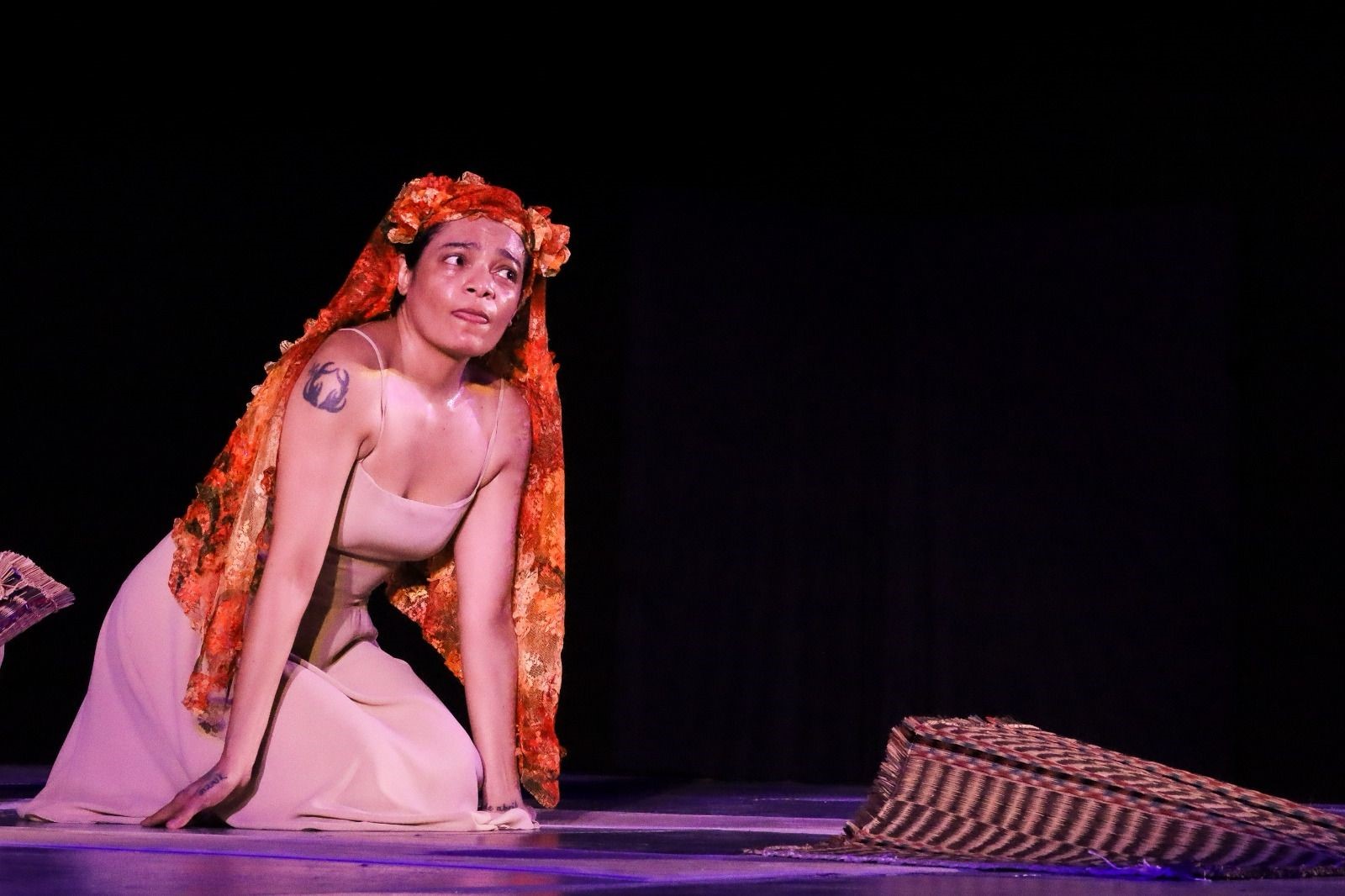 Poesía y drama en escena durante el Primer Festival Internacional de ...