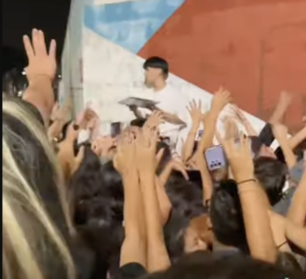 Repartió Milo J discos de vinilo por Buenos Aires » ¡ Uniendo al Caribe