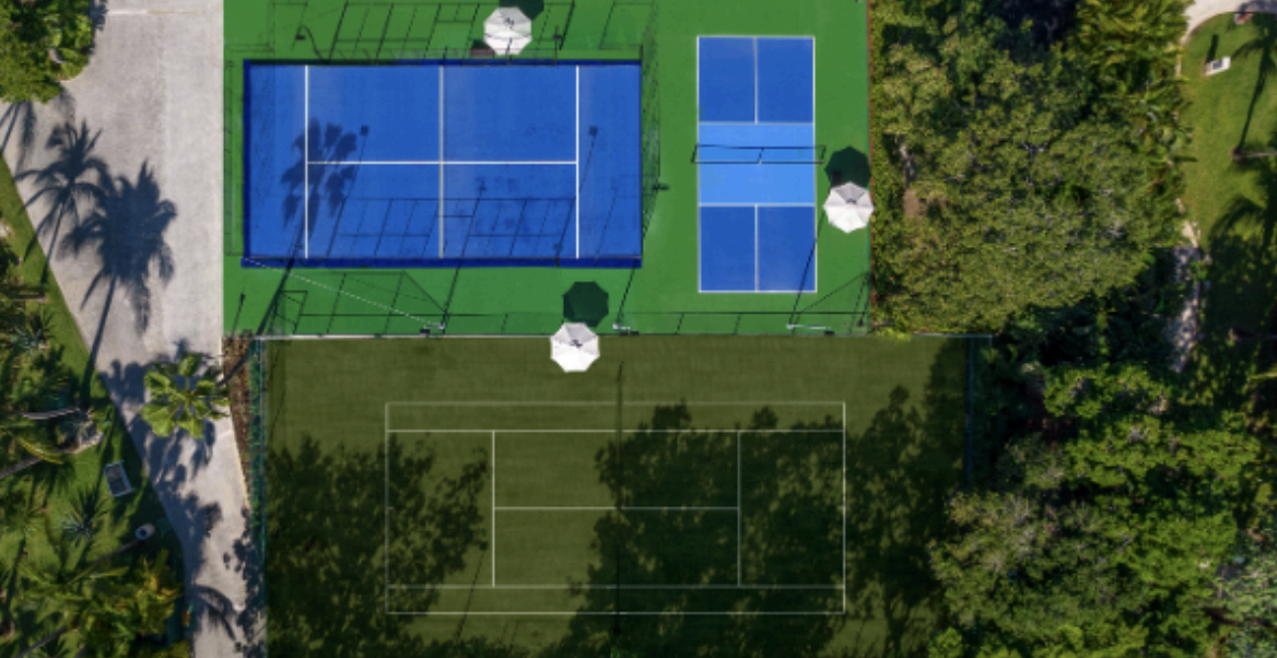 Estrena hotel de la Riviera Maya canchas de padel » ¡ Uniendo al Caribe
